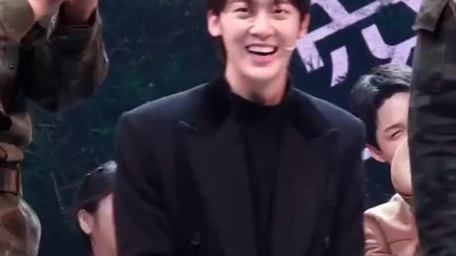 مقاله ای درباره آلبوم جدید سانها و صحبت هایش در ویدیوی about dusk منتشر ...