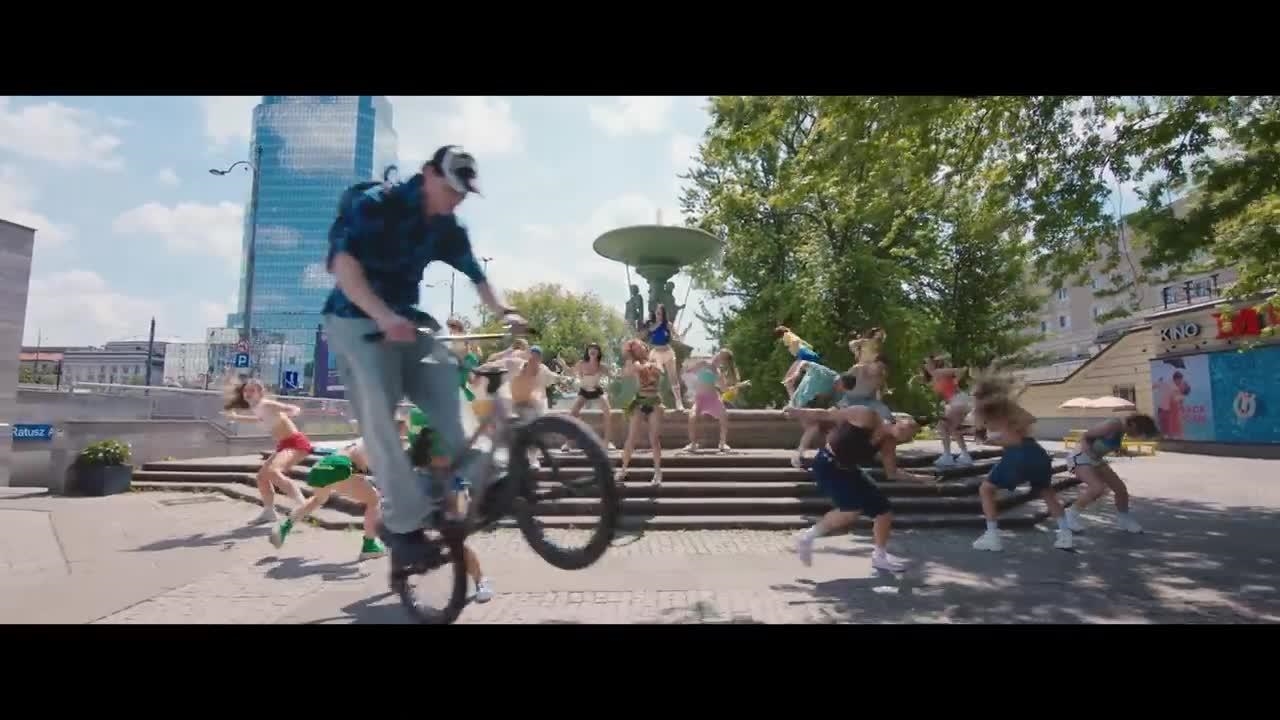 Mv sticky kiss of life - نماشا